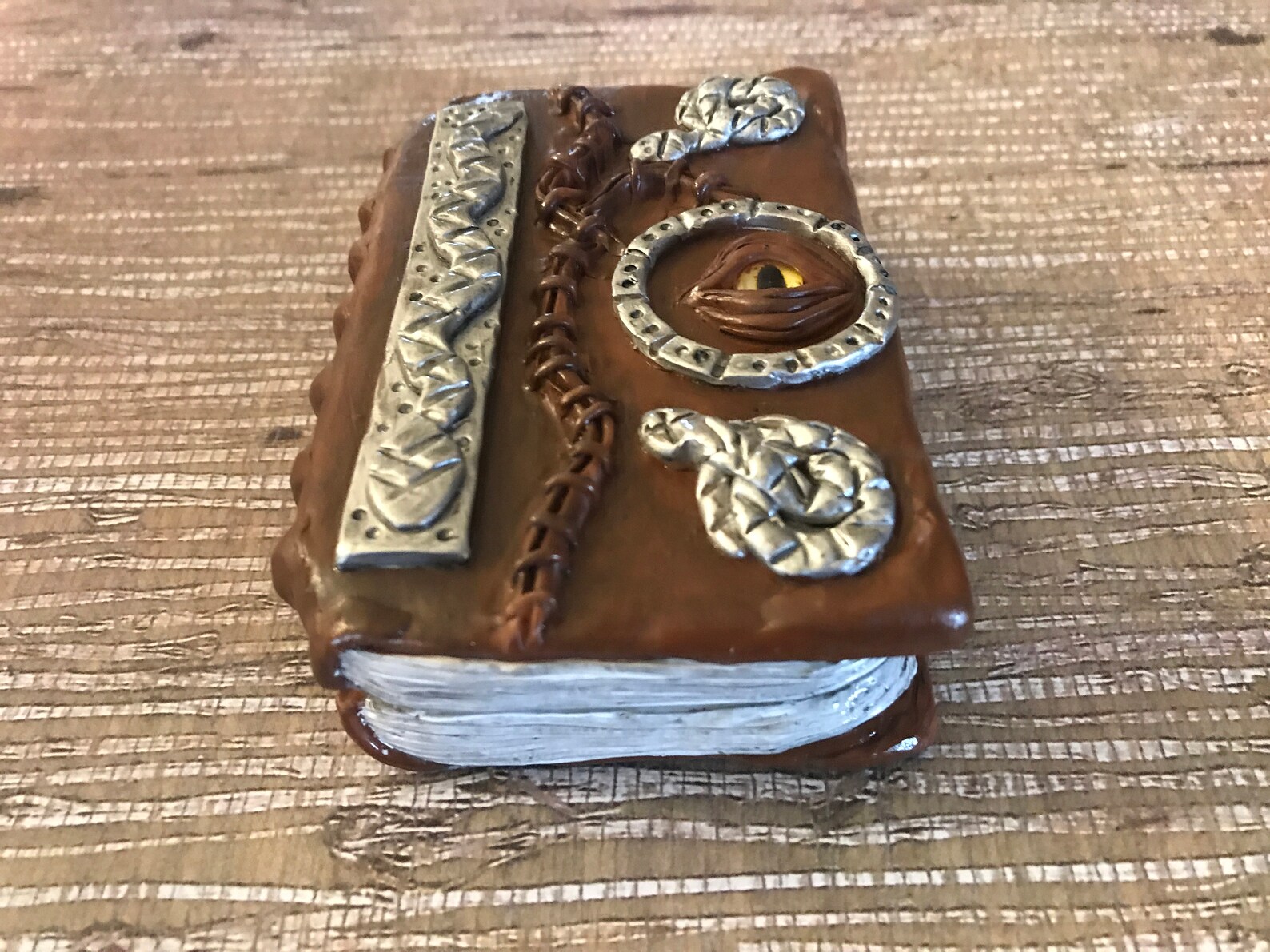 Hocus Pocus Spell Book Trinket Tin - Witchcraft Book Box - Secret ...