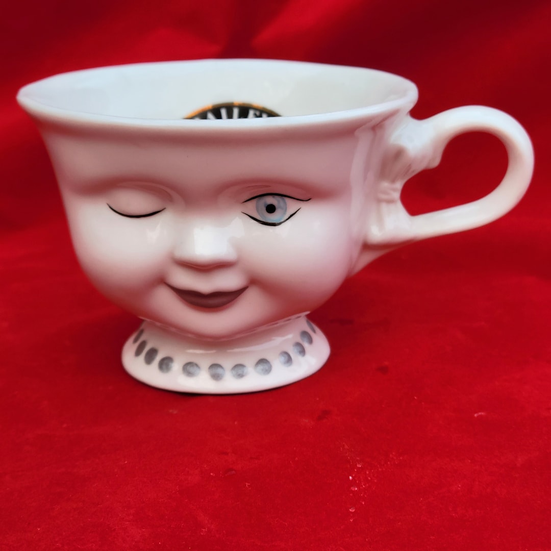 Vintage Baileys Irish Cream Winking Cup: Helen Hunt Signature, Limited ...