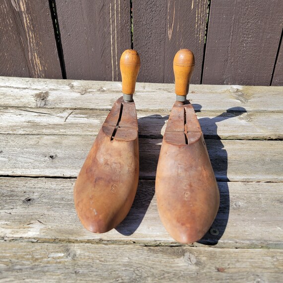 Antique O A Miller Shoe Tree Co Wooden Shoe Lasts, Se… - Gem