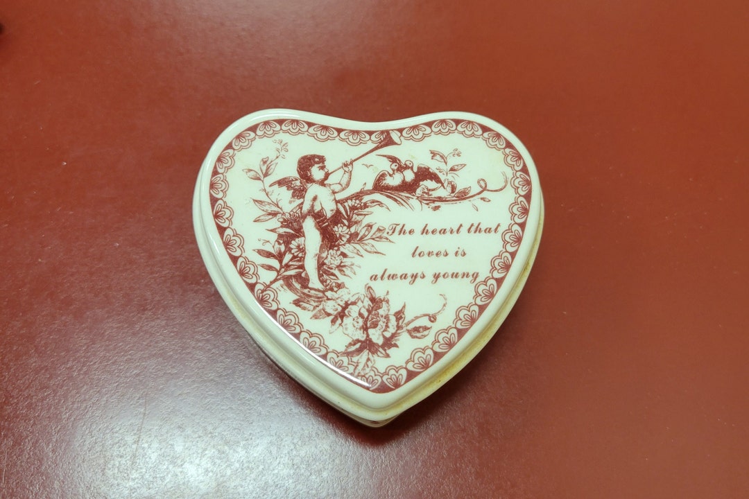 Vintage Spode "momentos" Porcelain Heart Trinket Box, Red Transferware ...
