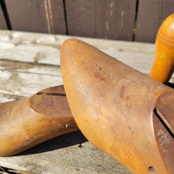 Antique O A Miller Shoe Tree Co Wooden Shoe Lasts, Se… - Gem