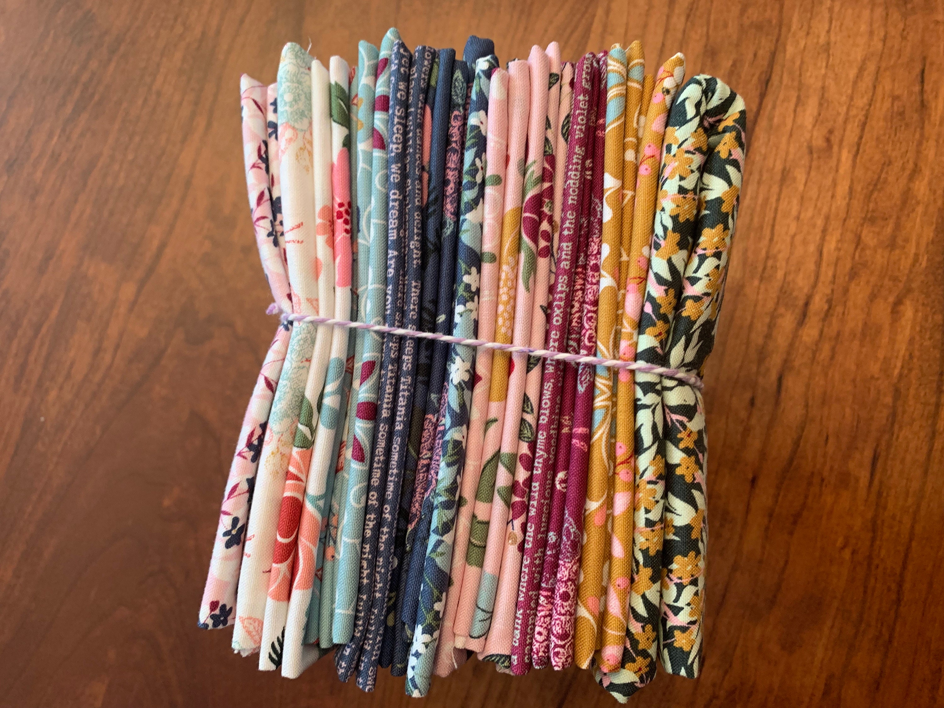 Whimsical Romance Fat Quarter Bundle - Etsy