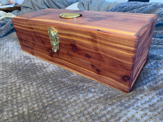 Cedar Keepsake Feather Box - Etsy