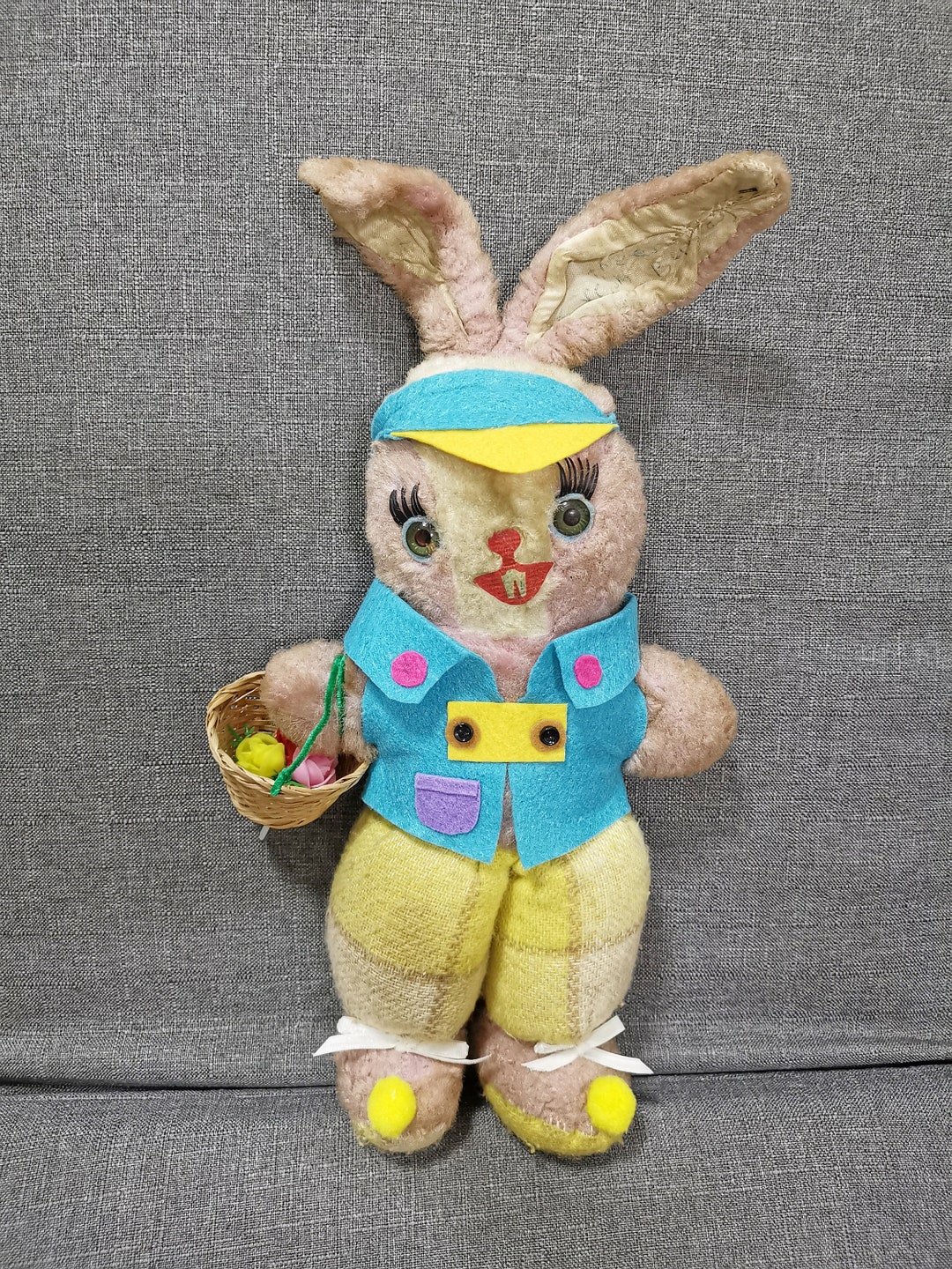Vintage Cute Easter Japanese Animal Kawaii Showa Big Eye Bunny Rabbit ...