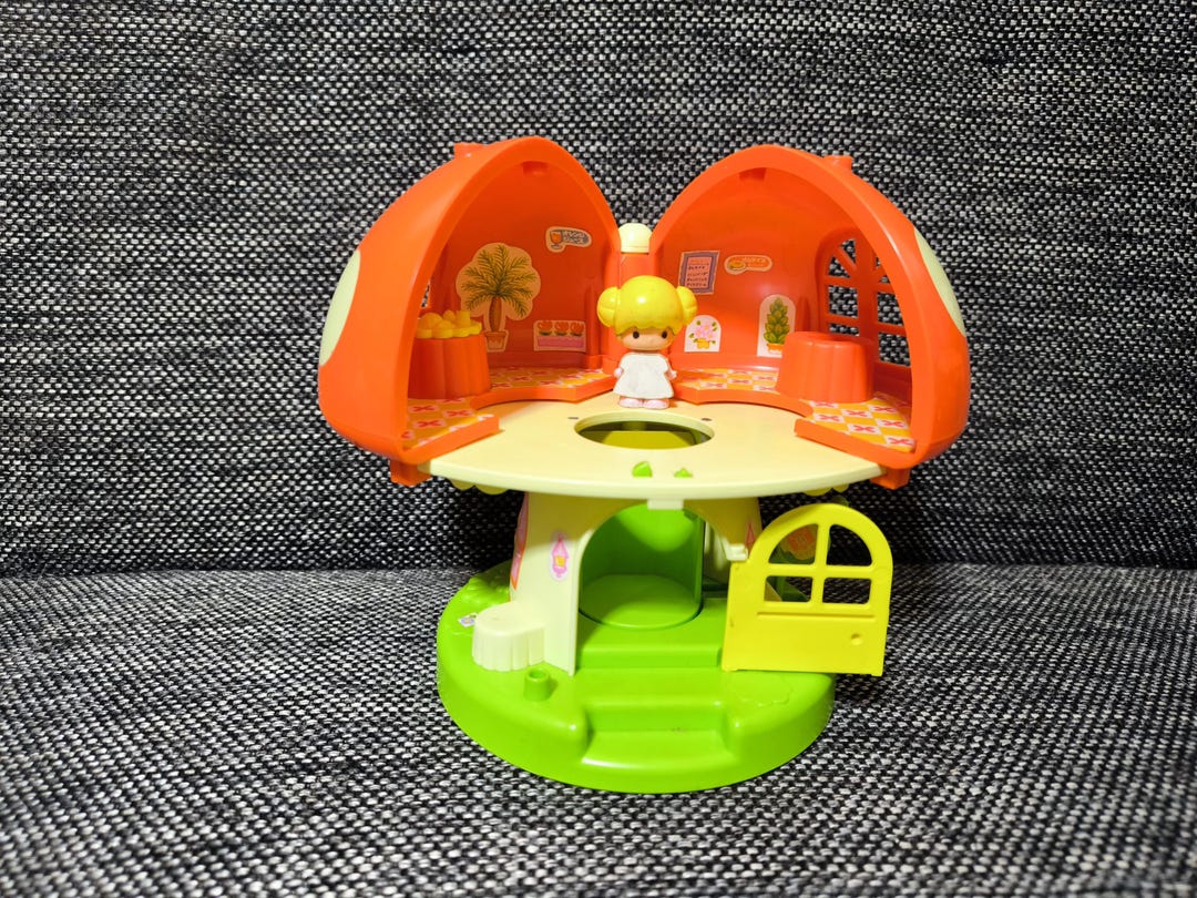 Vintage Japanese Kawaii Takara Koeda Chan Town Home Tree House Japan ...
