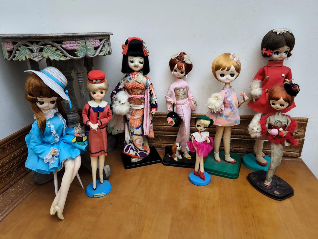 Vintage Pose Doll Japanese Kawaii Showa Big Eye Doll Kimono and Puppy ...