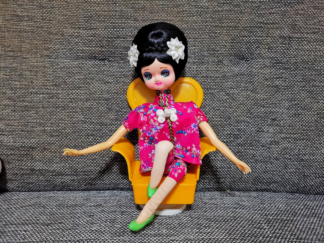 Vintage Pose Doll Japanese Big Eyes Black Hair Chinese Girl Doll ...