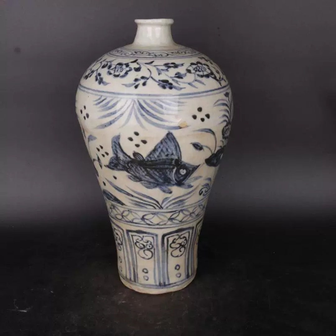 Chinese Antique Ceramic Vase Yuan Dynasty Blue and White Porcelain Mei ...
