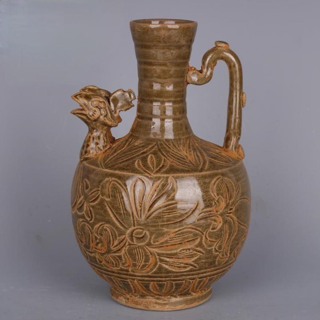 Chinese Vintage Ceramic Wine Pot Chinese Yue Ware Celadon Flagon Yue Kiln Hand Carved Porcelain ...