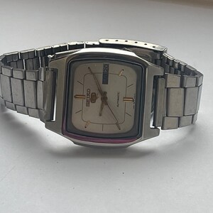 Vintage Seiko 5 Automatic Watch Needs a Service BARGAIN! Ref W7 - Etsy