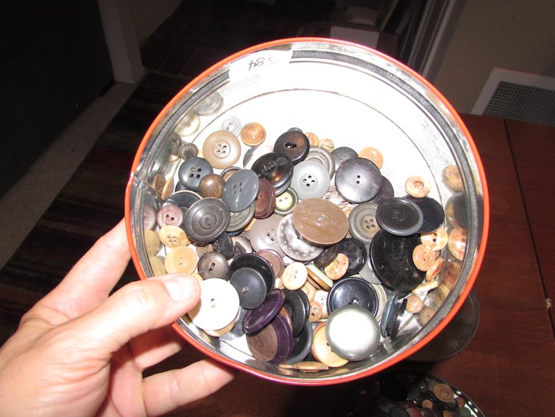 2 Tins of Antique and Vintage Buttons. Great for Crafts. - Etsy