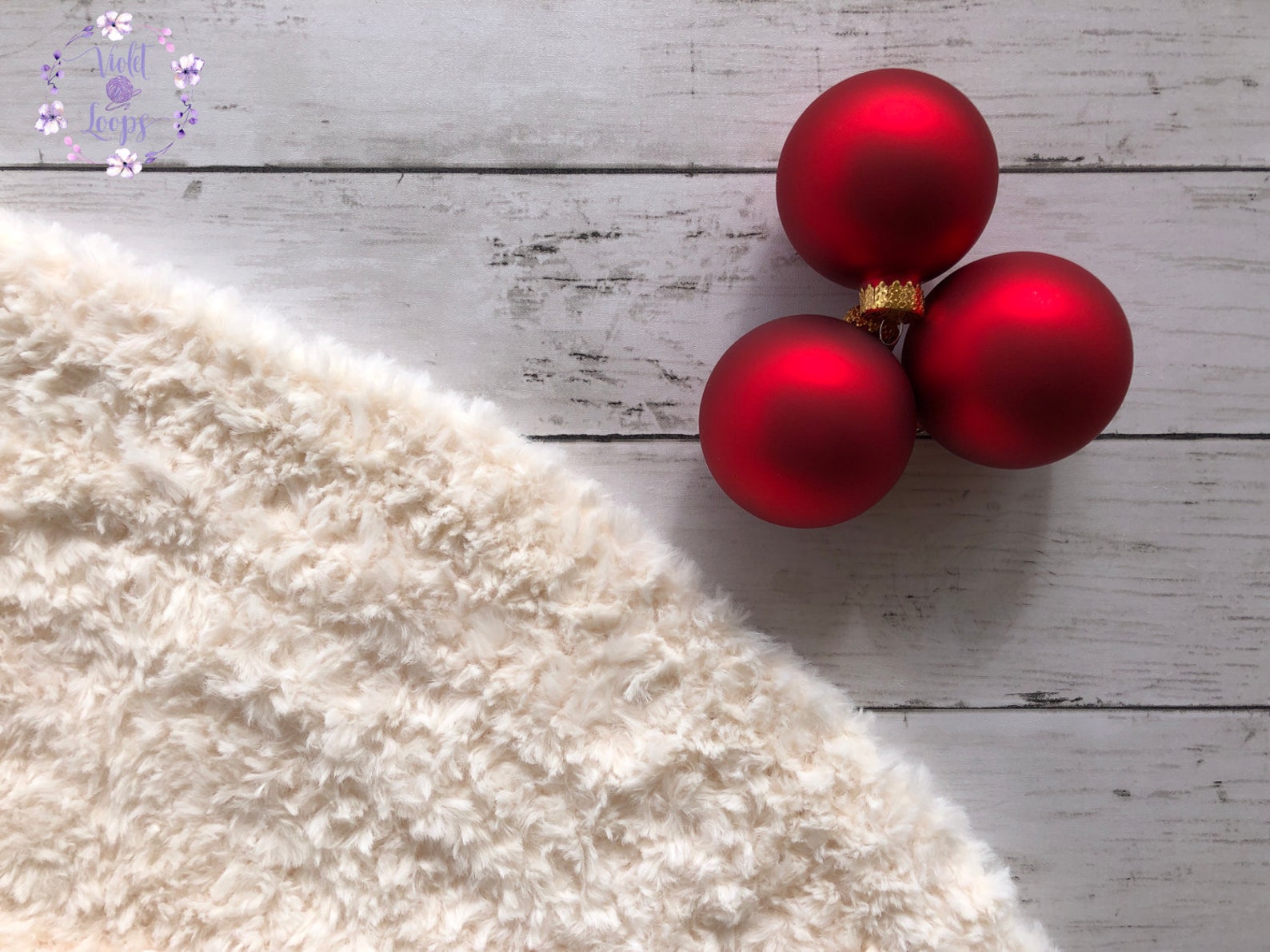 PATTERN - Let It Snow Tree Skirt Pattern, Crochet Pattern, Faux Fur ...