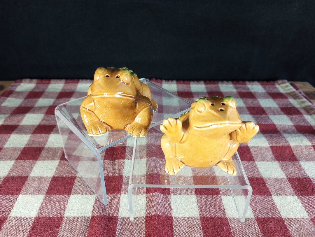 Vintage Toad Salt and Pepper Shakers Japan - Etsy