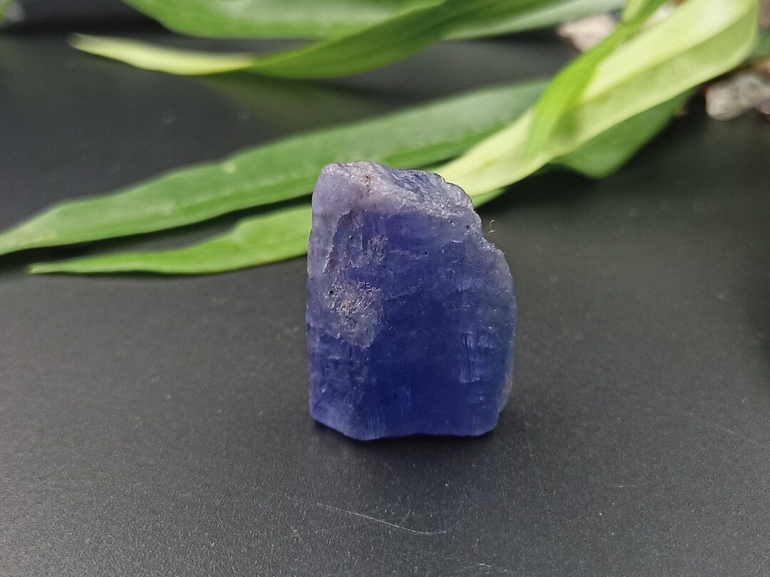 40 Cts Raw Tanzanite Stone Natural Tanzanite Gemstone - Etsy