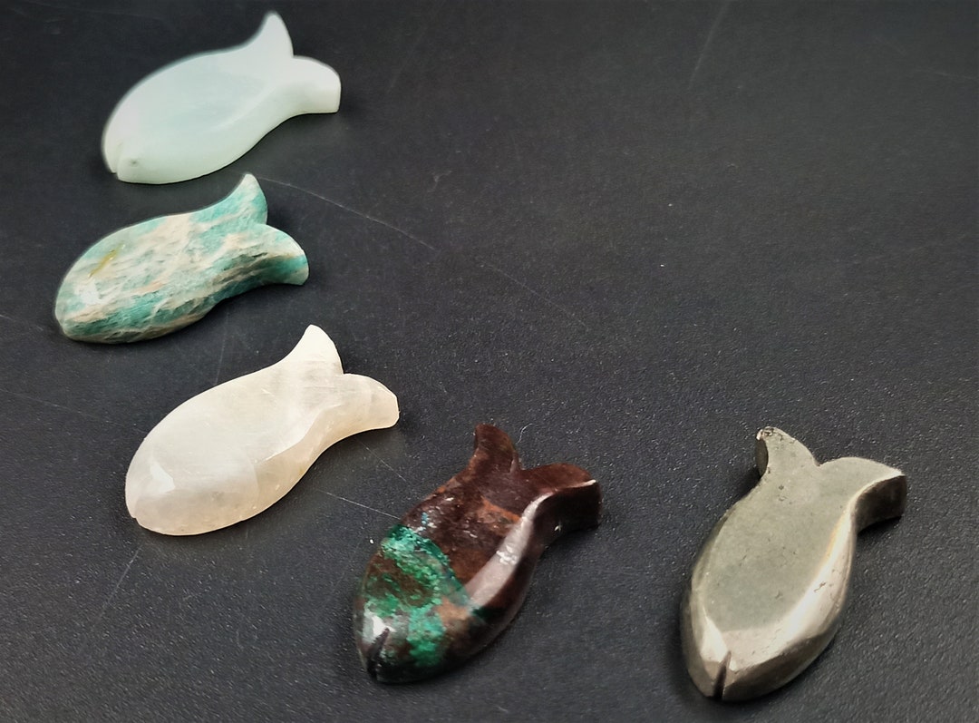 Crystal Carving Fish Stone, Mix Stone, Natural Gemstone, Hand Carved ...
