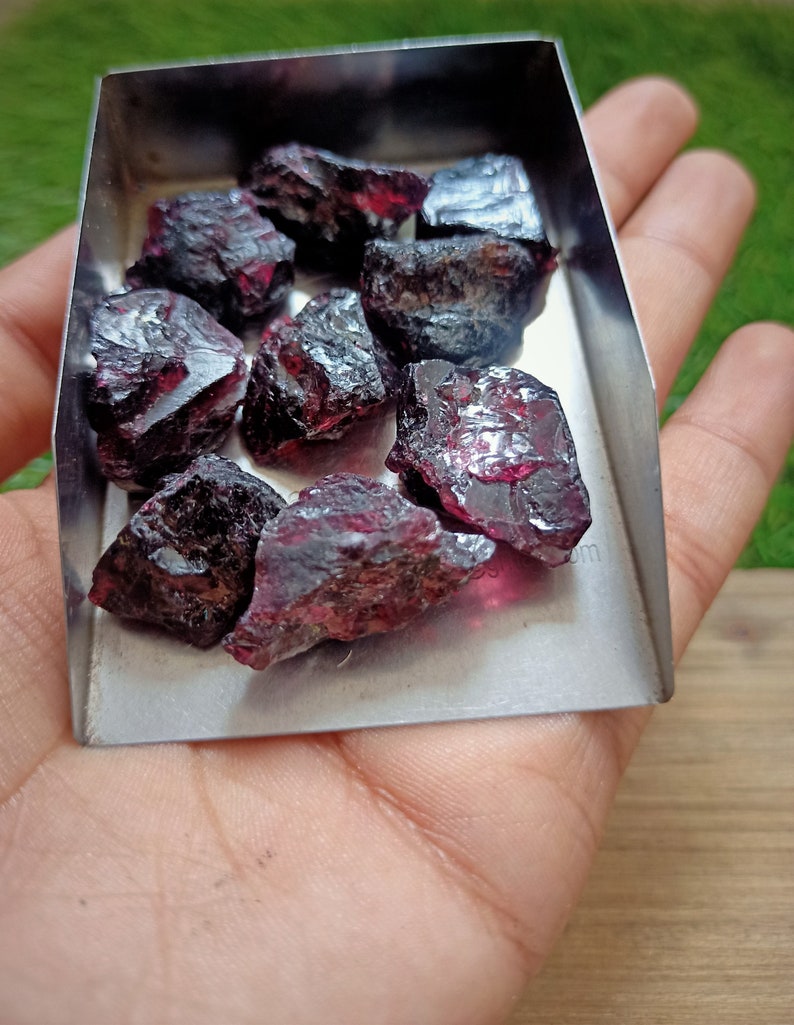 Bestseller Natural Raw Garnet Crystal Raw Garnet Stone | Etsy