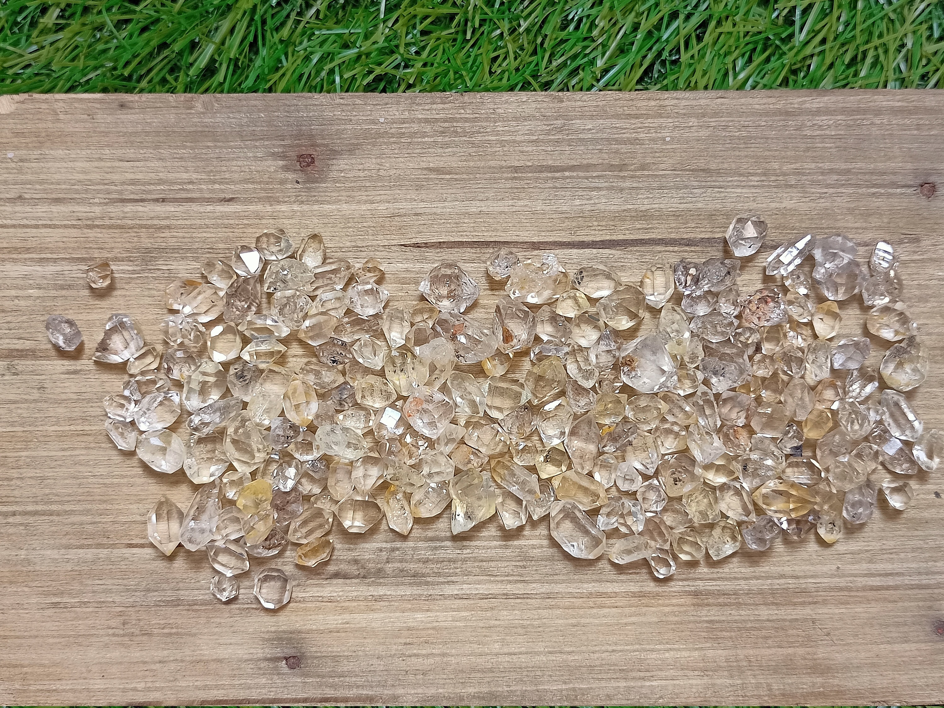 Beautiful Raw Diamond Quartz natural Quartz Pointed Diamond - Etsy