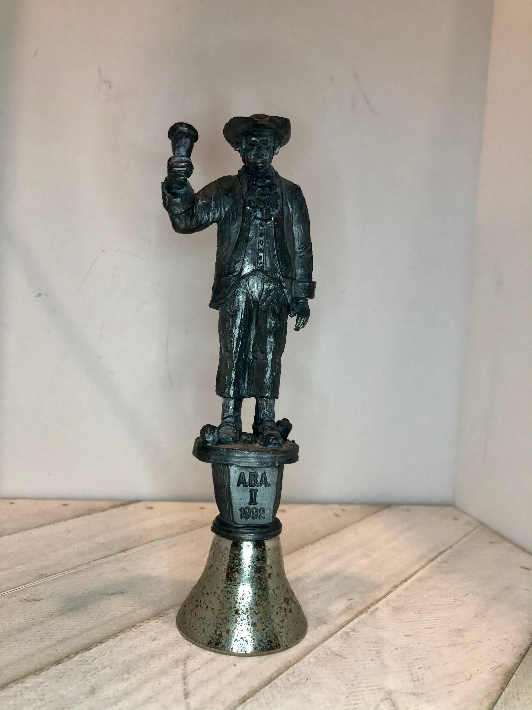 Ricker Pewter Colonial Man Bell 1991 Sold As Is - Etsy.de