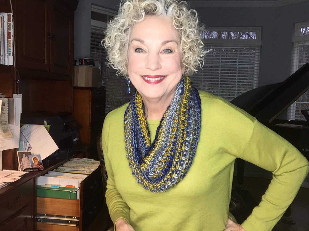 Allison Cowl Crochet Pattern - Easy - Size Inclusive! - Etsy