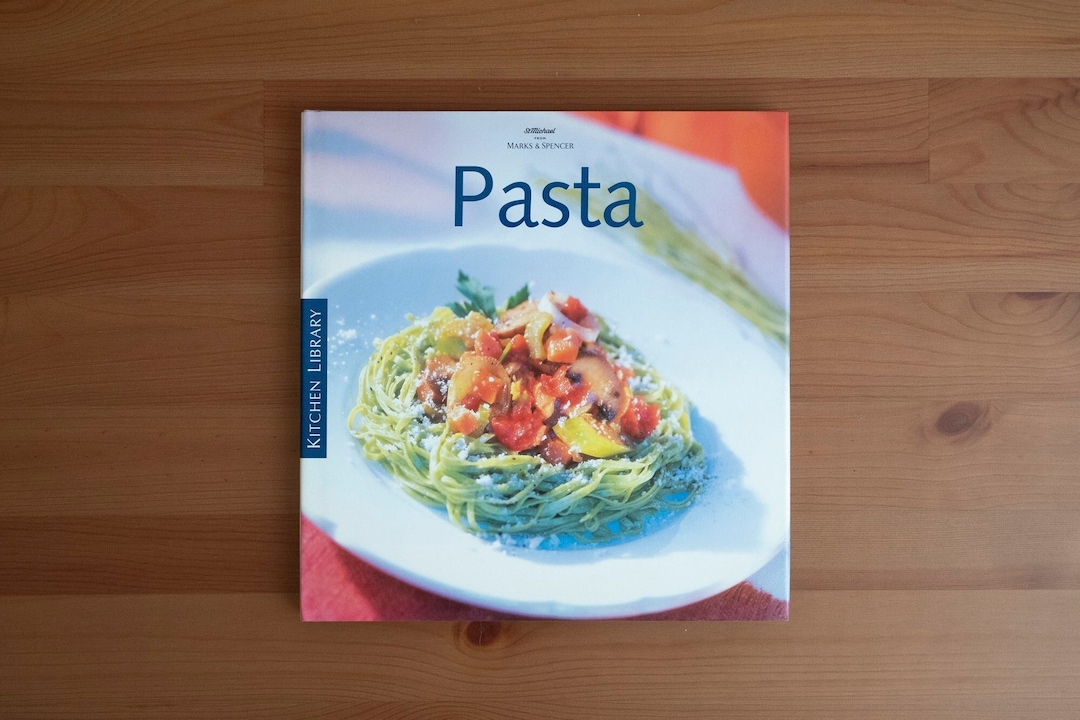 Pasta Cooking, Vintage Cookbook, Marks & Spencer Kitchen Library ...