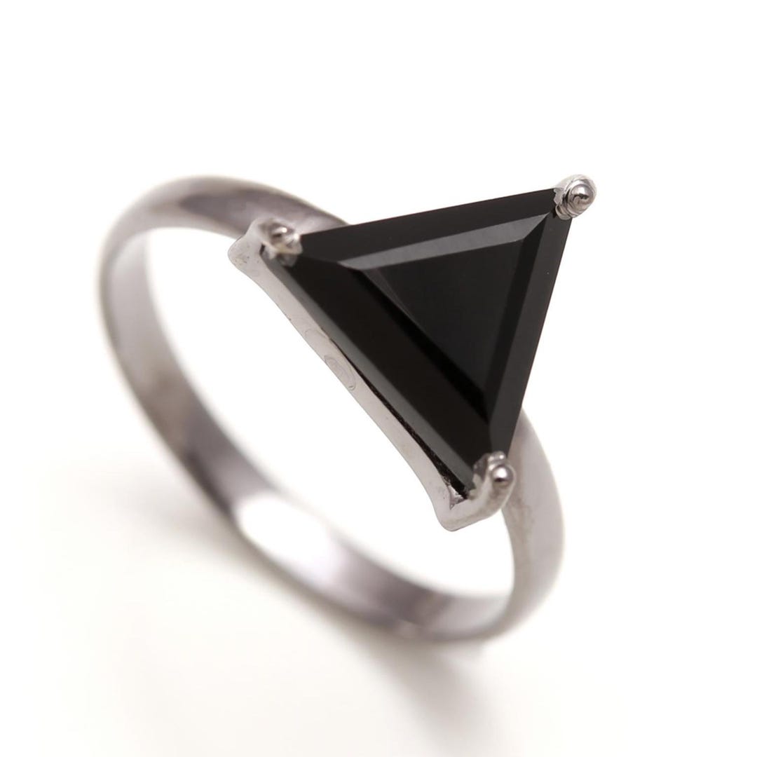 Black Onyx Triangle Ring, Oxidized Sterling Silver, Handmade - Etsy