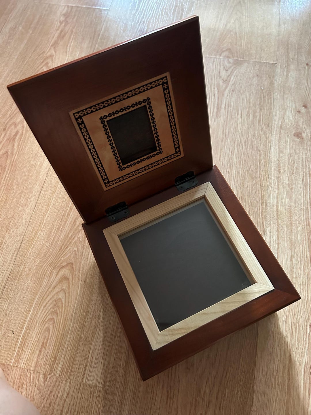 Reliquary Casket, Small Wooden Cross for Holy Relics Saver, Reliquary ...