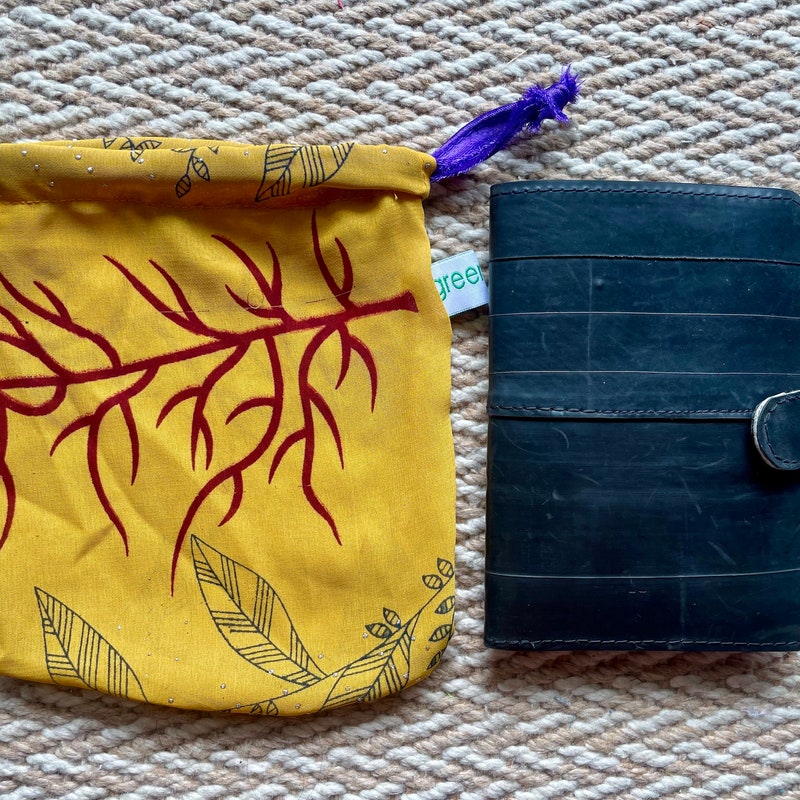 Small Gift Bags - 60+ Gift Ideas for 2024