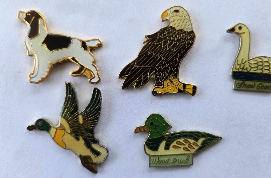 Set of 5 Vintage Enamel Pins Duck Hunting Wood Mallard Springer Spaniel ...