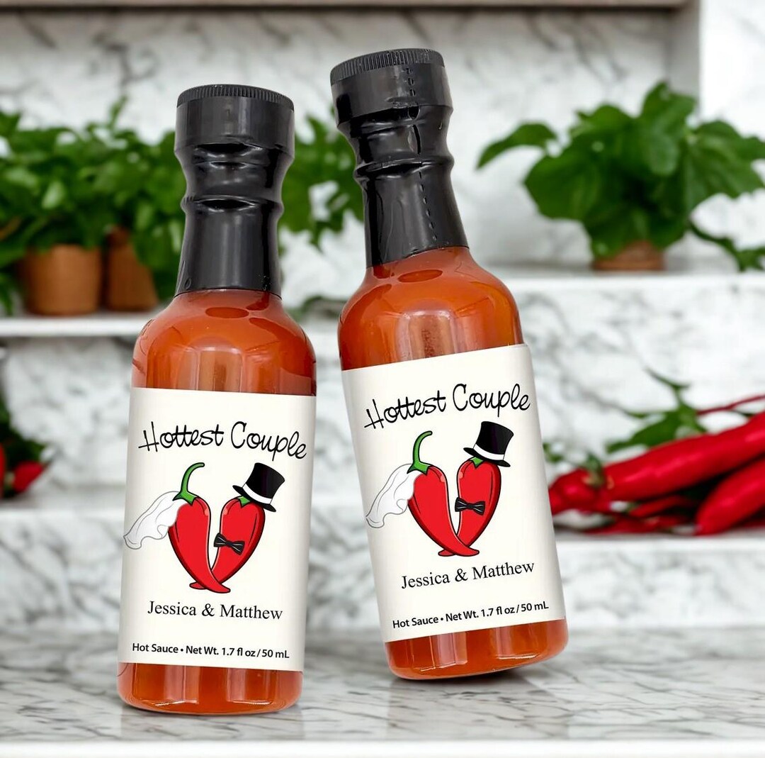 Personalized Hot Sauce Wedding Favors: 1.7oz Gourmet Cayenne Pepper ...