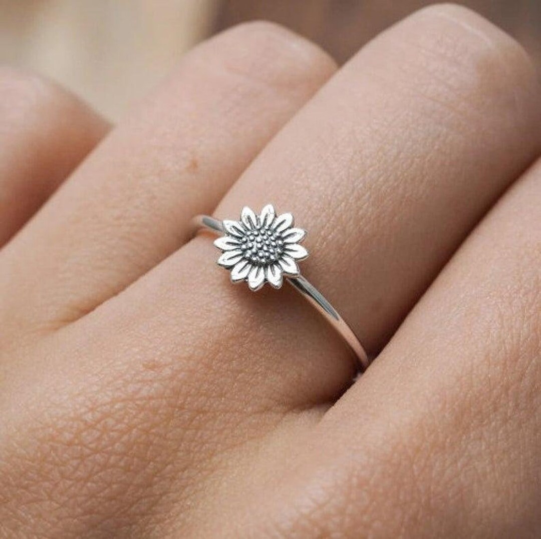 Dainty Sterling Silver Sunflower Ring: Boho Floral Band - Etsy