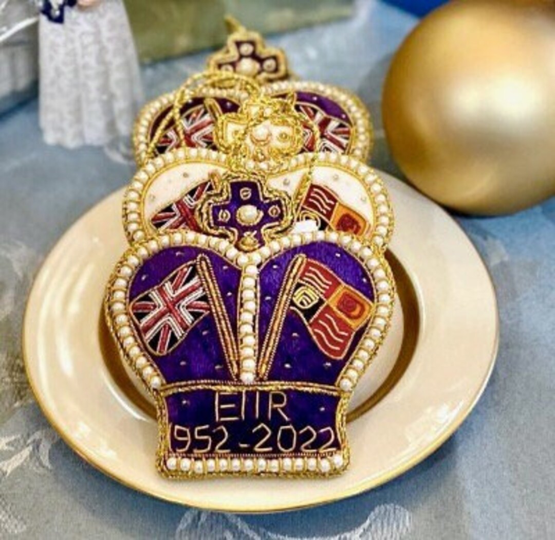 Platinum Jubilee Ornament Crown Queen Elizabeth Reign 1952-2022 Union ...