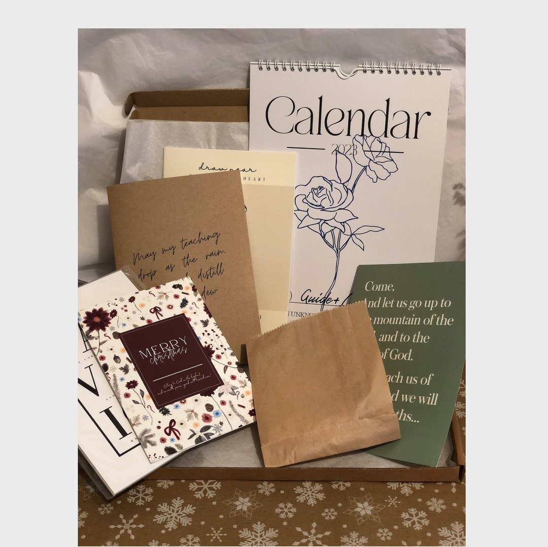 Christian Christmas Gift Set | Customisable Christmas Present for Her ...