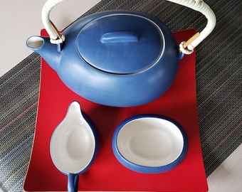 Vintage Designpac Cobalt Blue Tea Pot/stands 5 1/2 Inches Tall - Etsy