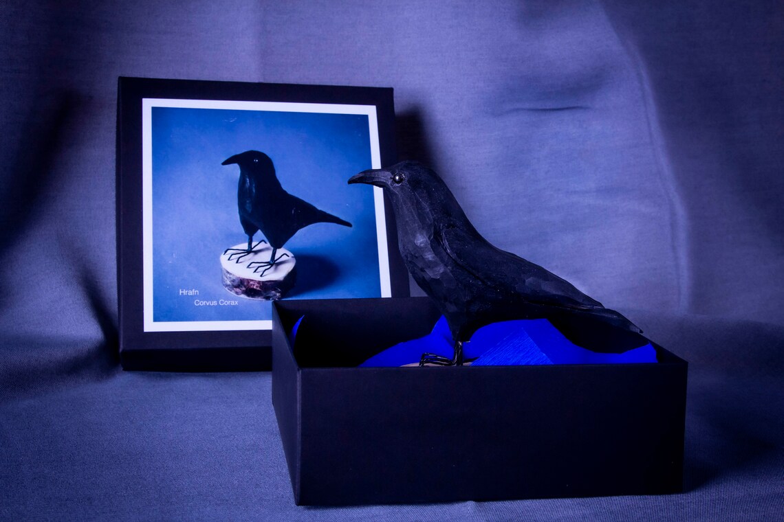 Hand Carved Icelandic Raven / Crow - Etsy