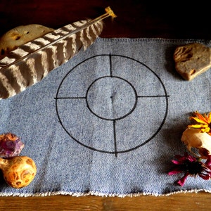 Throwing of the Bones Casting Cloth, Divination Country Magic, Conjure ...
