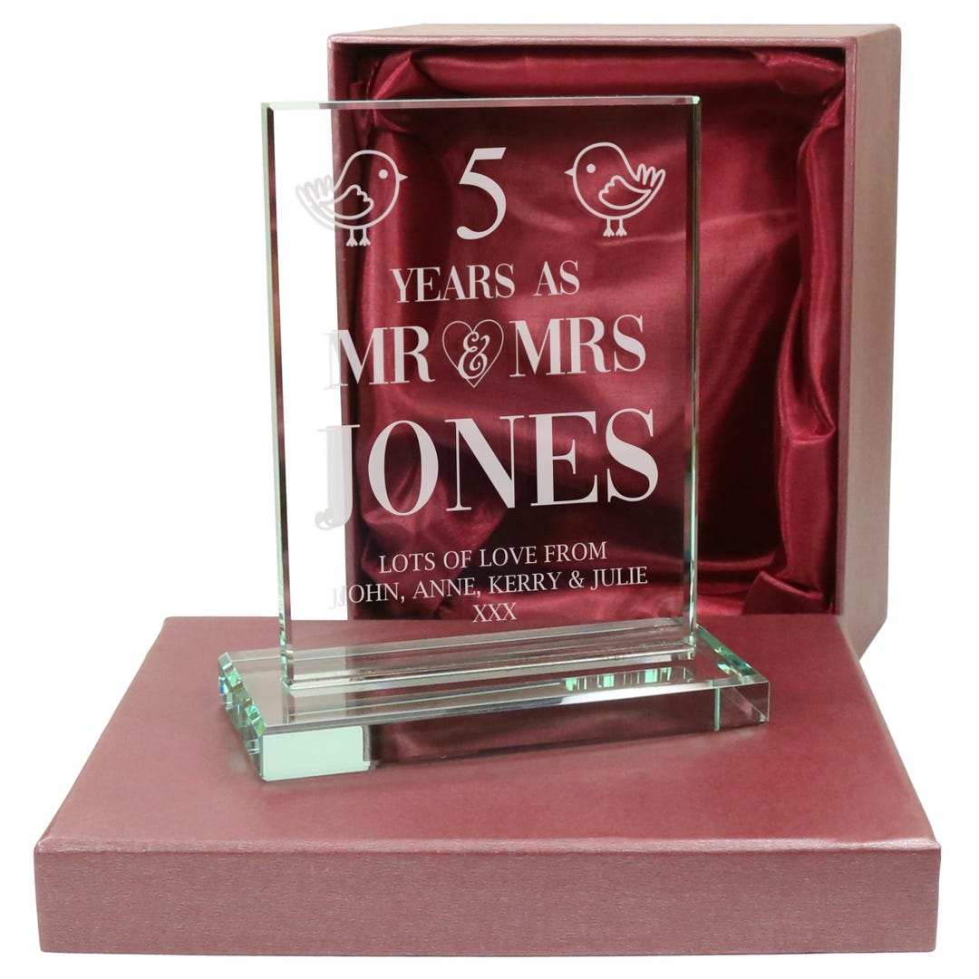 Engraved 5th Wedding Anniversary Married Couple Gift, Happy 5 Years ...