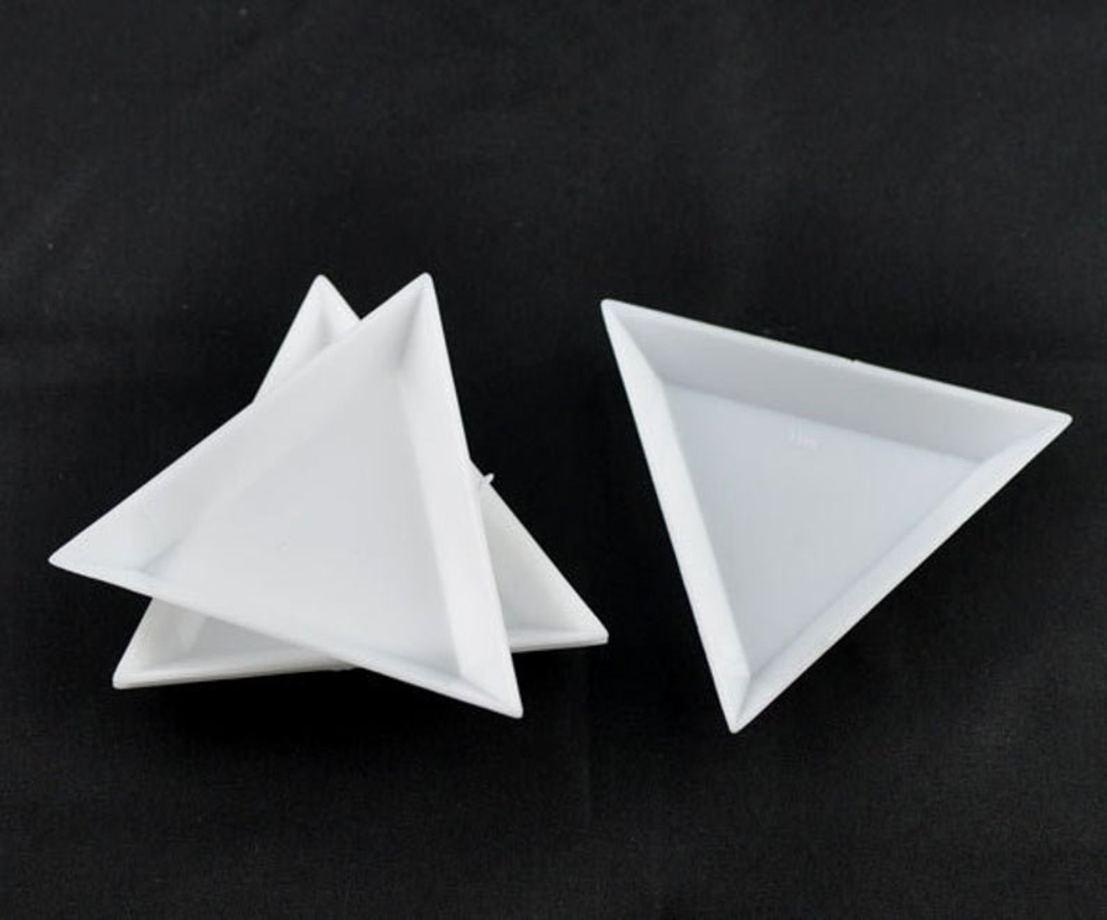 Triangle White Plastic Sorting Trays for Rhinestones Beads - Etsy