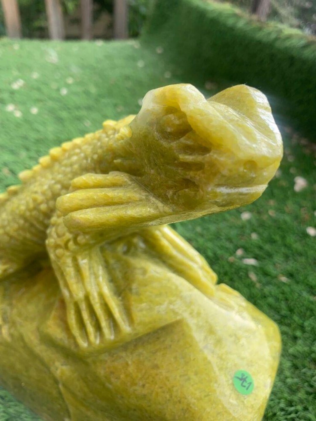 Jade Lizard/ Crystal Carving/ Yellow Jade/ Green Jade/ Animal Carving ...