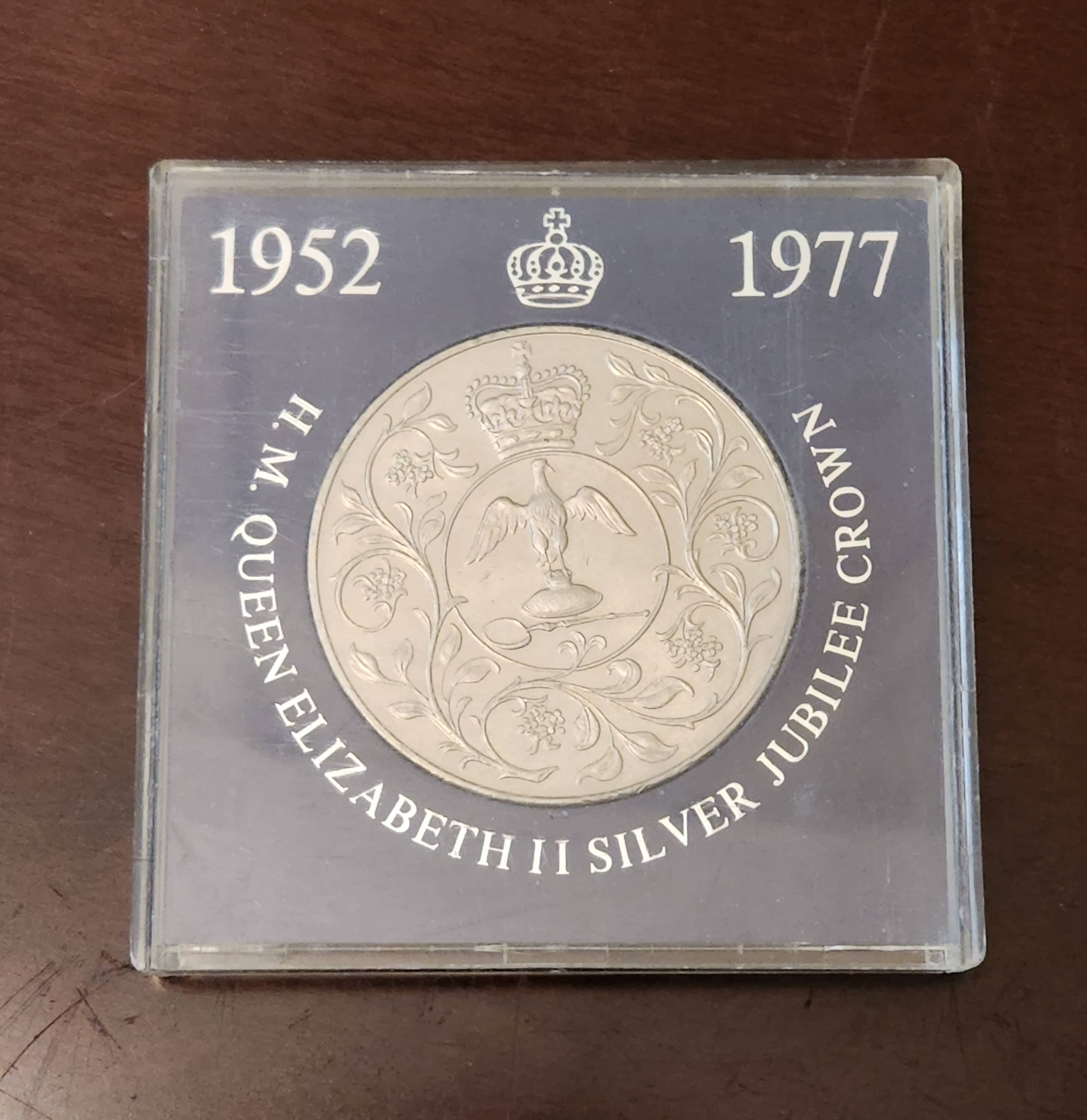 Queen Elizabeth II Silver Jubilee Coin, 1977 25 Years, H.M. H.R.H ...