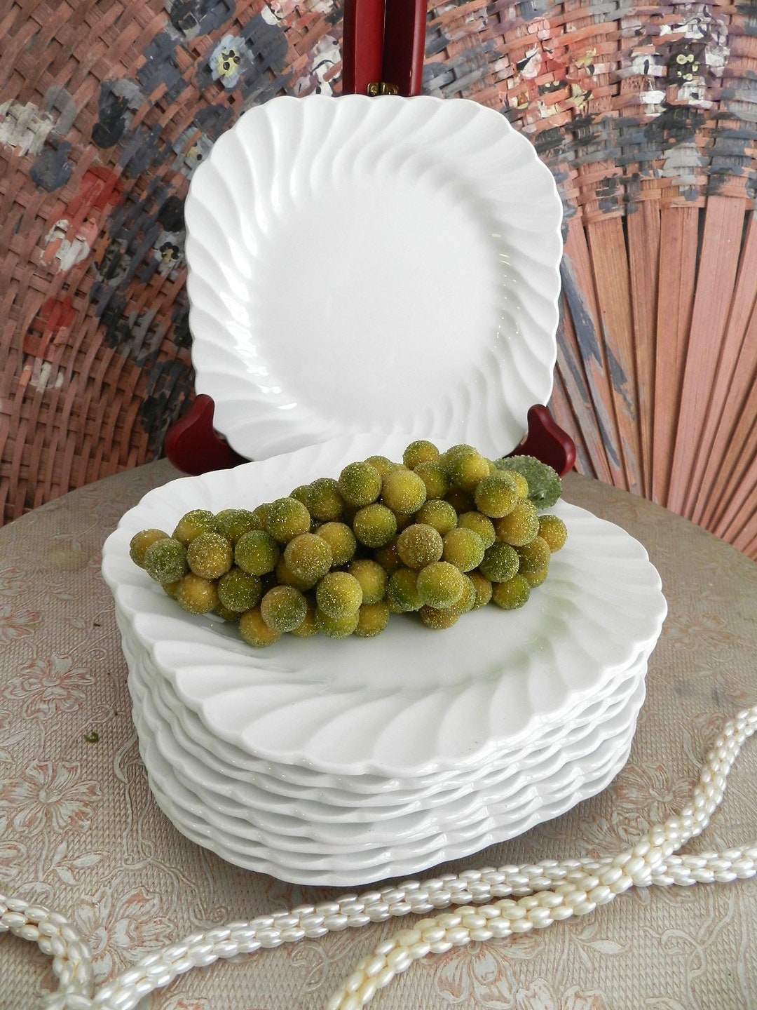3 SNOW WHITE REGENCY/ 6 3/4 Across Center - Etsy
