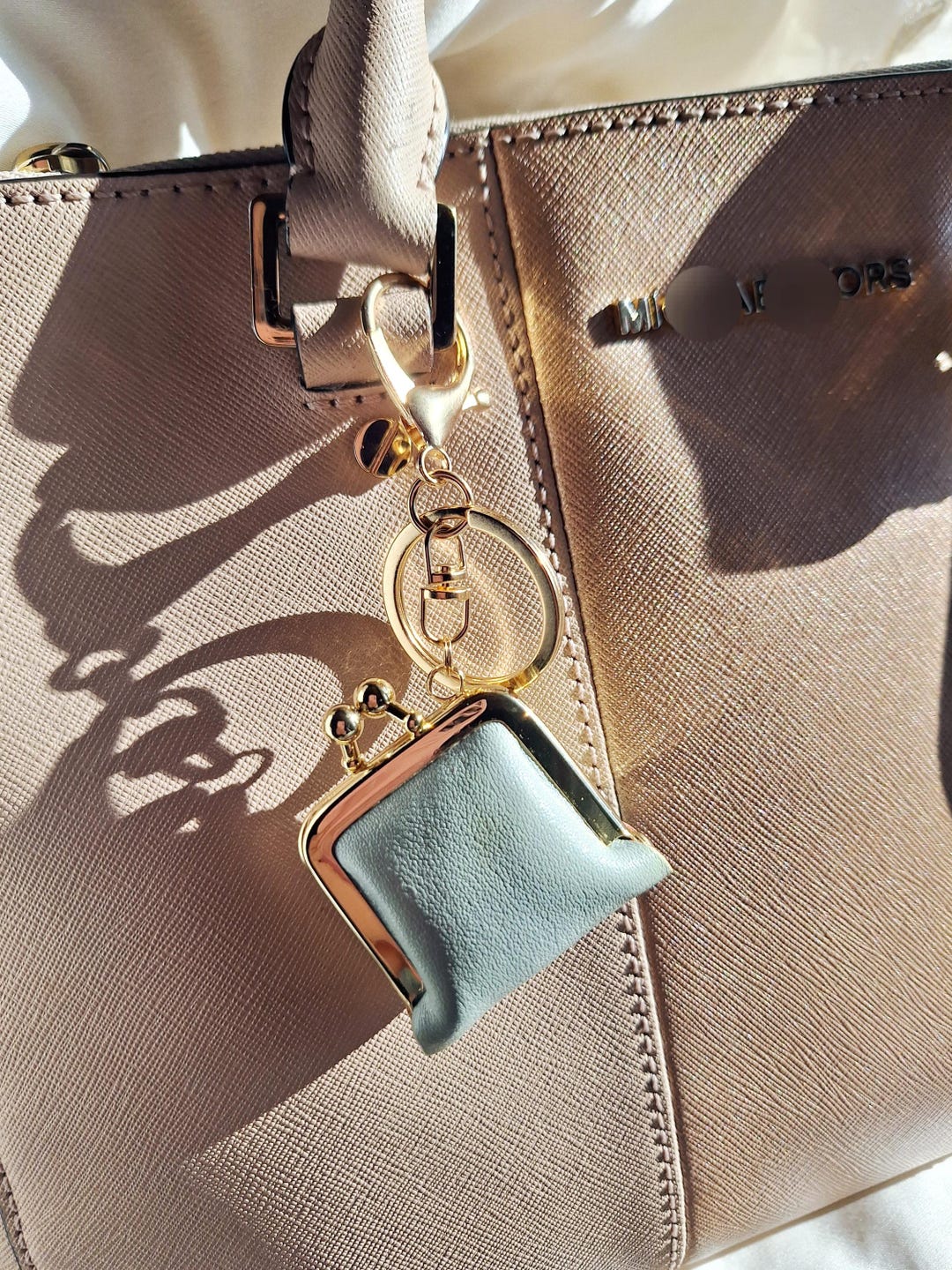 Cowhide Leather Mini Kiss Lock Coin Purse: Small Items Case Keyring ...