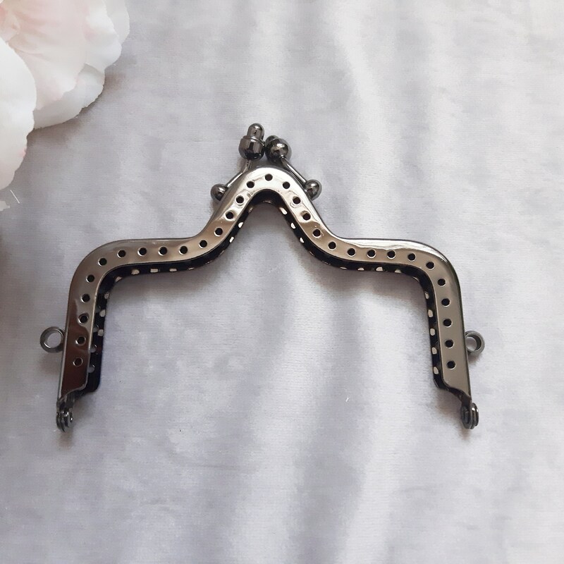 Kiss Lock Frame - Etsy