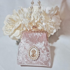 Pink Velvet Kisslock Purse Vintage Beauty Handbag Retractable Card ...