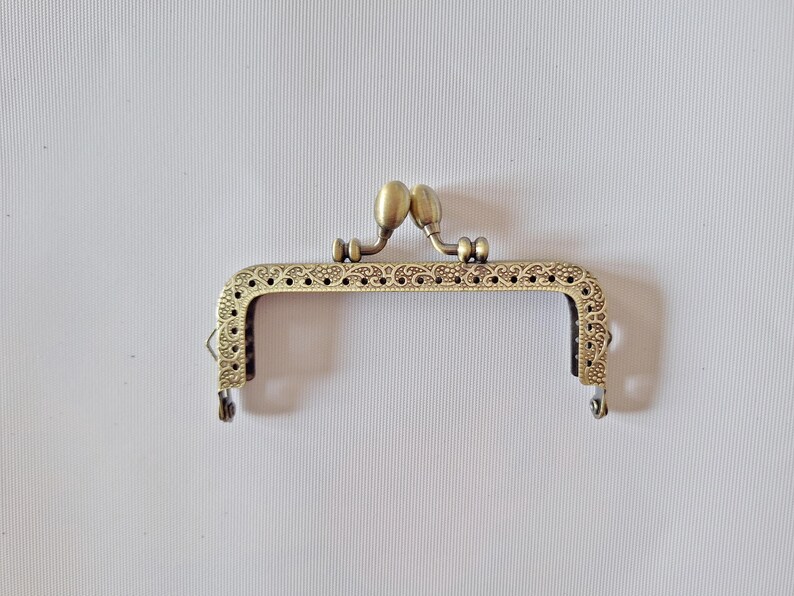 Metal Kiss Lock Purse Frame (free Pattern) - Etsy
