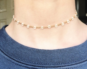 Daisy Chain Choker | Etsy
