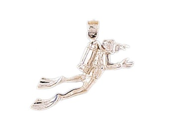 14k Gold Scuba Diver Pendant Nautical Charm | Etsy