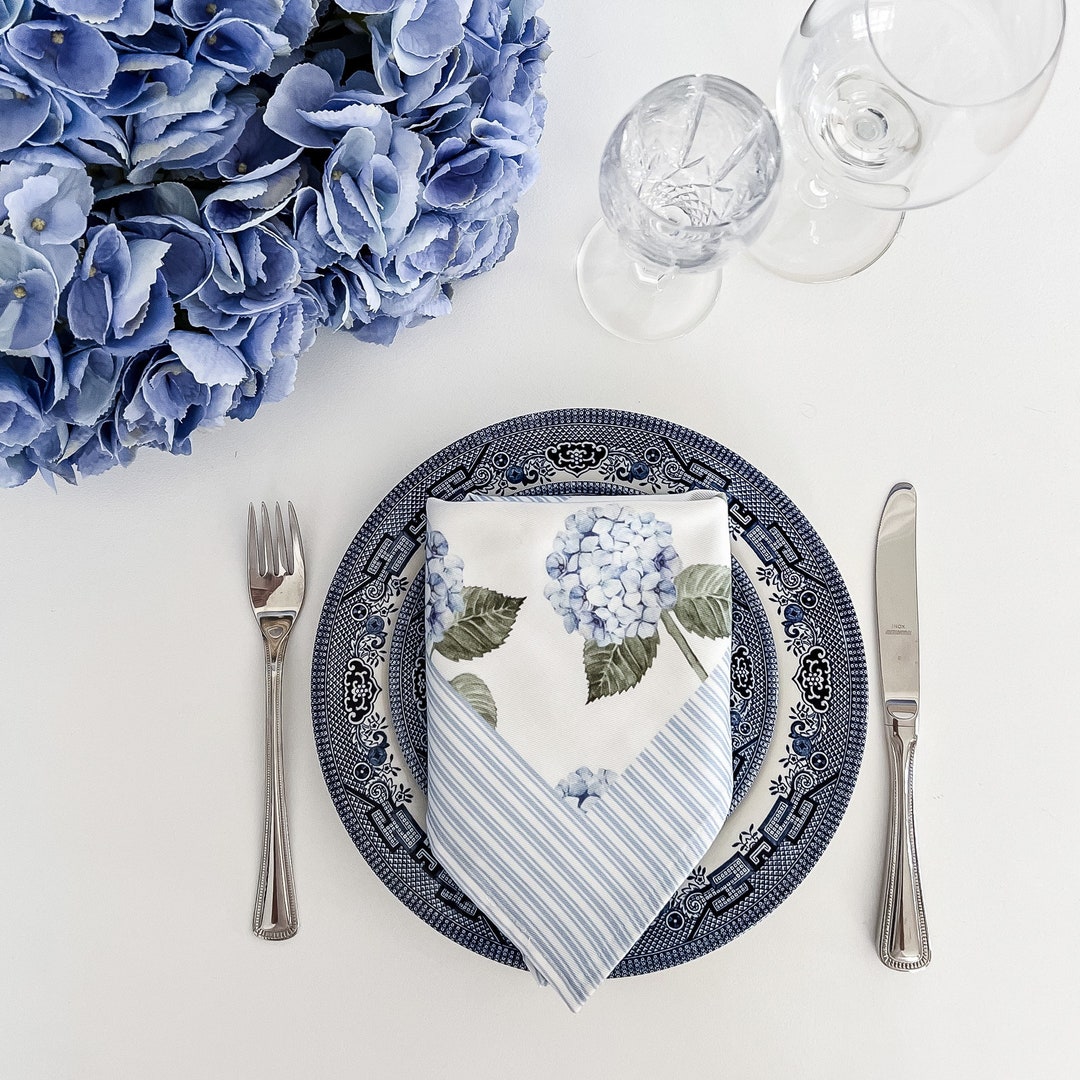 Blue Hydrangea Flower Napkin, Floral Napkin for Entertaining, Elegant ...