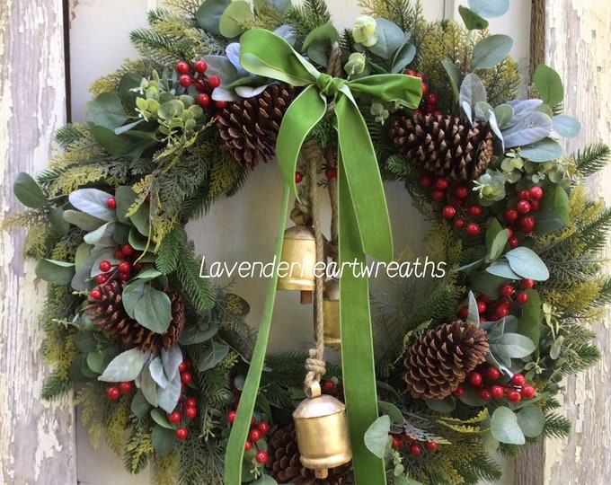 Christmas Wreath/ Holiday/ Bells/ Berries/ Home Decor/ Farmhouse - Etsy