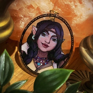 Critical Role - Veth Brenatto - 7cm Acrylic Glitter Keychain - Etsy