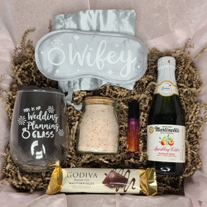 Bride Spa Box Bride Gift Box Engagement Gift Wedding Gift Bridal Shower ...